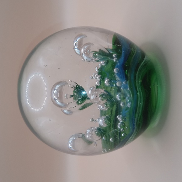 Accents | Dynasty Gallery Heirloom Collectible Paperweight Handblown ...